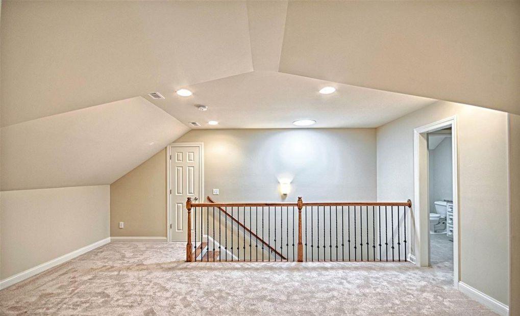 upper landing - West Mark Construction